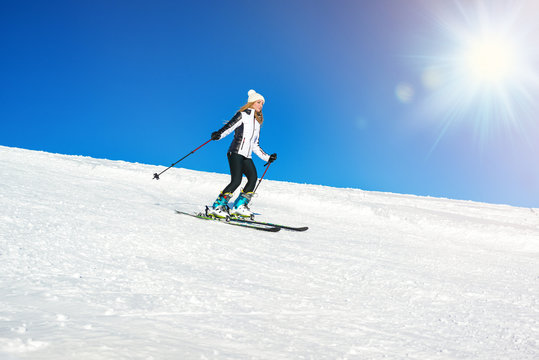 Schi bilder – Bläddra bland 21,843 stockfoton, vektorer och videor ...