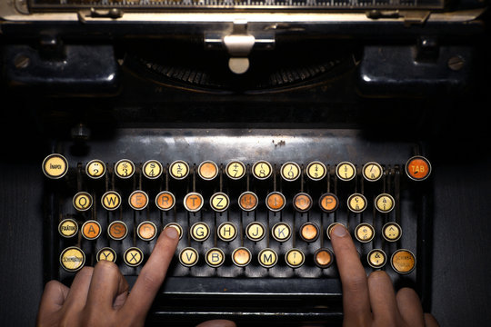 "Typewriter Keyboard" Images – Browse 1,034 Stock Photos, Vectors, and ...