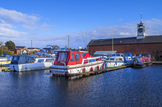 Stourport Images – Browse 60 Stock Photos, Vectors, and Video | Adobe Stock