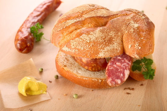 「Wurstsemmel」の画像 - 239 件の Stock 写真、ベクターおよびビデオ | Adobe Stock