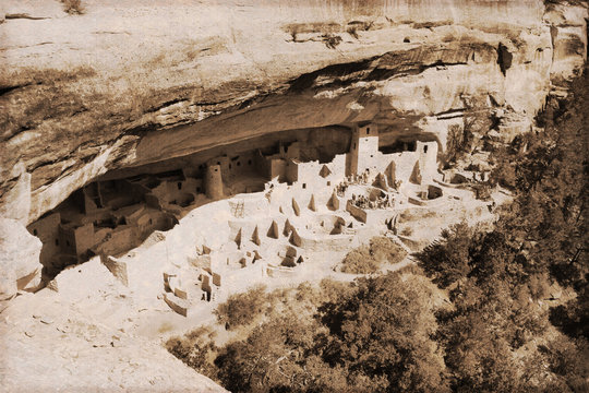 Troglodite Bilder – Durchsuchen 107 Archivfotos, Vektorgrafiken und ...