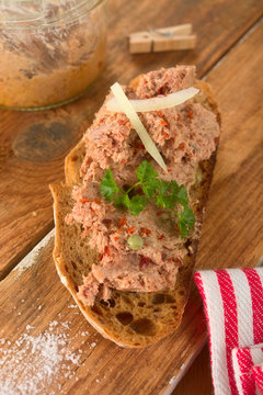 「Leberwurstbrot」の画像 - 260 件の Stock 写真、ベクターおよびビデオ | Adobe Stock