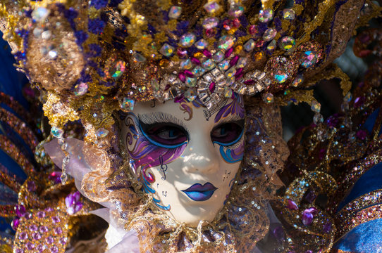 รูปภาพScaramuccia – เลือกดูภาพถ่ายสต็อก เวกเตอร์ และวิดีโอ148 | Adobe Stock