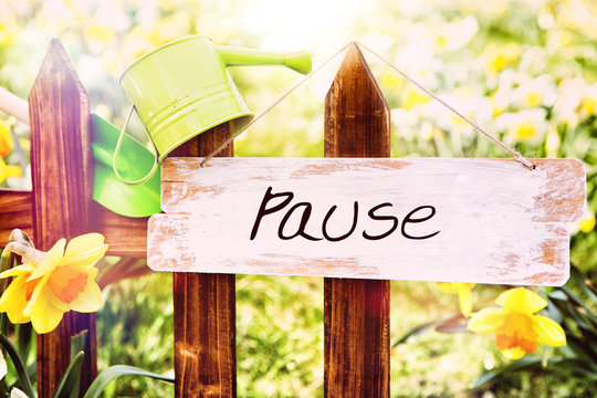 Pausenschild Bilder – Durchsuchen 20,384 Archivfotos, Vektorgrafiken ...