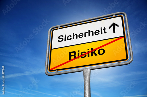 "Sicherheit / Risiko" Stockfotos und lizenzfreie Bilder auf Fotolia.com ...