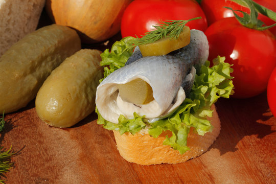 "Saurer Hering" Bilder – Durchsuchen 35 Archivfotos, Vektorgrafiken und ...