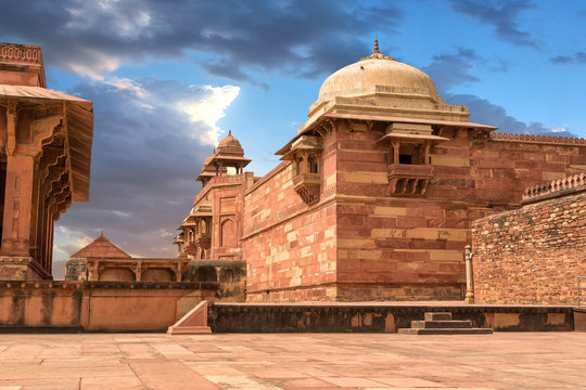 รูปภาพJodha – เลือกดูภาพถ่ายสต็อก เวกเตอร์ และวิดีโอ256 | Adobe Stock