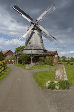 Messlingen Bilder – Durchsuchen 27 Archivfotos, Vektorgrafiken und ...