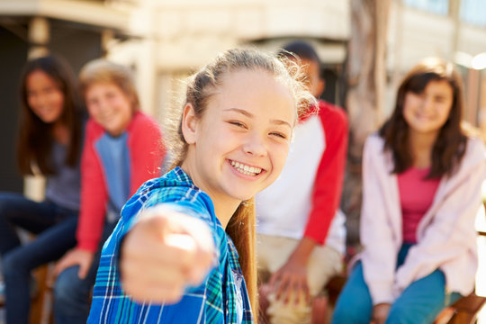 Tweeny Bilder – Durchsuchen 400 Archivfotos, Vektorgrafiken und Videos ...