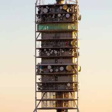 Imágenes de Teletower: descubre bancos de fotos, ilustraciones ...