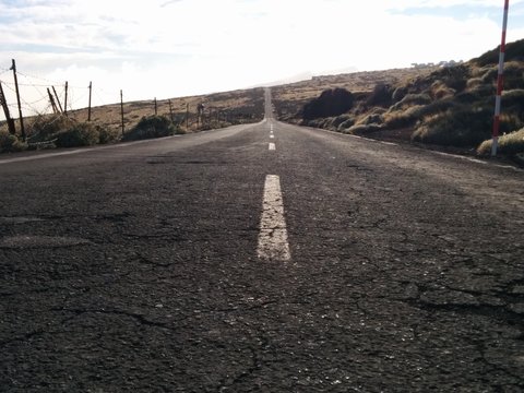 2,980 件の最適な Geradeaus 画像、ストック写真、ベクター | Adobe Stock