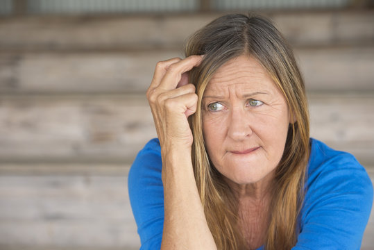 Insecure Woman bilder – Bläddra bland 19,219 stockfoton, vektorer och ...