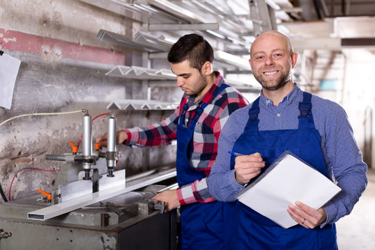 Boss Factory Images – Browse 9,419 Stock Photos, Vectors, and Video ...