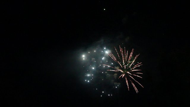 Firework Video Footage – Browse 129,624 HD Stock Video and Footage ...