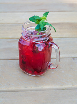 รูปภาพMinzblatt – เลือกดูภาพถ่ายสต็อก เวกเตอร์ และวิดีโอ990 | Adobe Stock