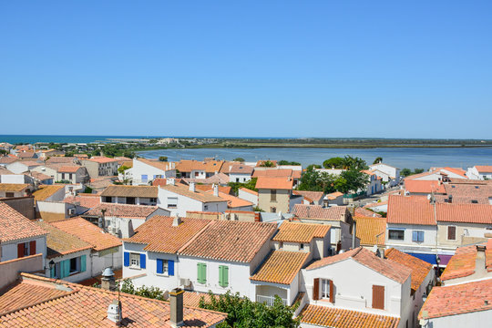 Saintes Ville Images – Browse 33,490 Stock Photos, Vectors, and Video ...
