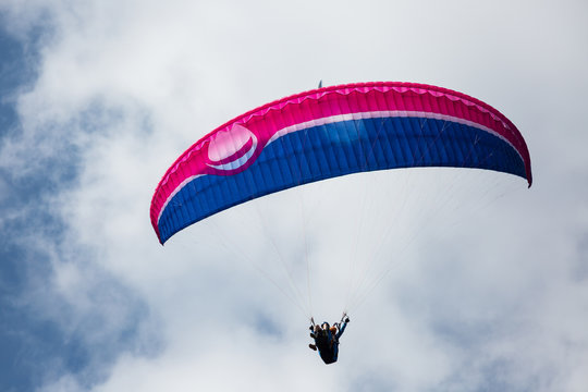 Parapentiste Imagens – Procure 674 fotos, vetores e vídeos | Adobe Stock