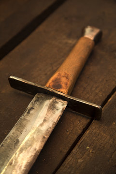 Blacksmith Sword bilder – Bläddra bland 3,320 stockfoton, vektorer och ...
