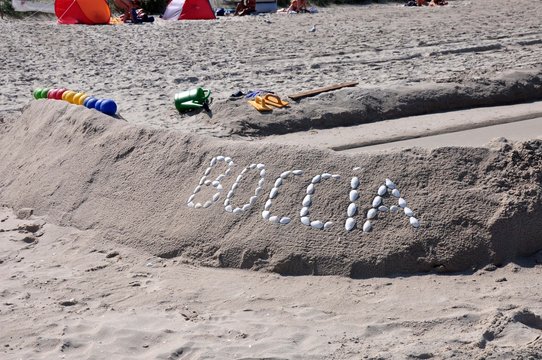 Bocciaspiel Images – Browse 7 Stock Photos, Vectors, and Video | Adobe ...