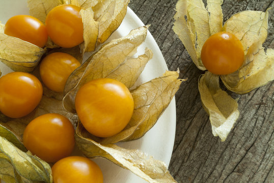 Imágenes de Uvilla: descubre bancos de fotos, ilustraciones, vectores y ...