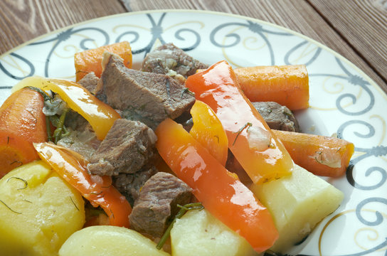 「Horhog」の画像 - 11 件の Stock 写真、ベクターおよびビデオ | Adobe Stock