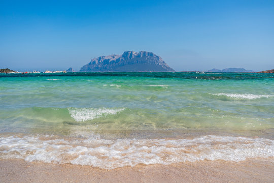 Tavolara-Berg-Bilder: Stock-Fotos & -Videos. | Adobe Stock