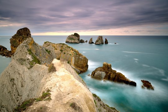 Imágenes de Urro: descubre bancos de fotos, ilustraciones, vectores y ...