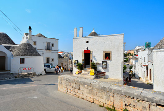 รูปภาพTrullis – เลือกดูภาพถ่ายสต็อก เวกเตอร์ และวิดีโอ214 | Adobe Stock