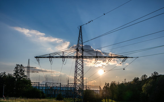 「Starkstrom」の画像 - 6,074 件の Stock 写真、ベクターおよびビデオ | Adobe Stock