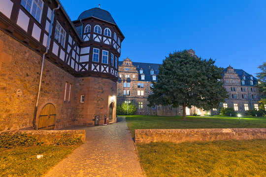 รูปภาพGiessen – เลือกดูภาพถ่ายสต็อก เวกเตอร์ และวิดีโอ17,345 | Adobe Stock