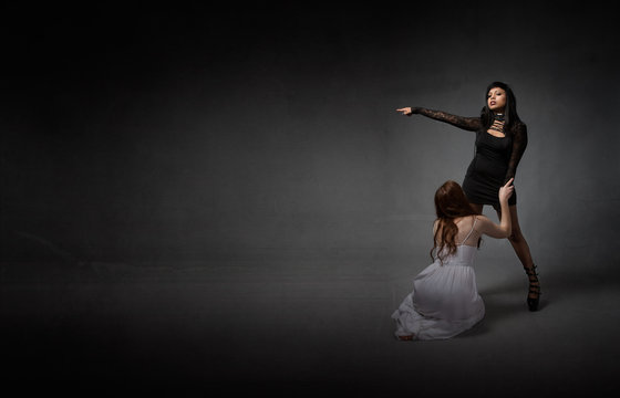 DIE 394 BESTEN BILDER, STOCK-FOTOS UND -VEKTORGRAFIKEN ZU „Femdom ...