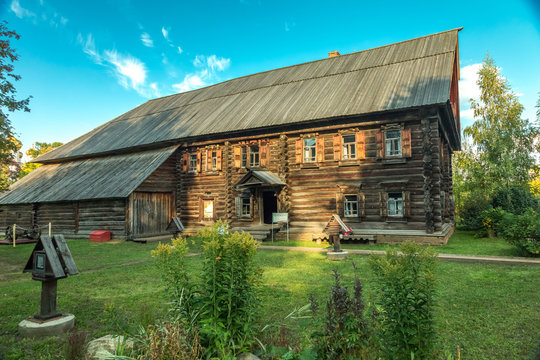 Versohlen-Bilder: Stock-Fotos & -Videos. | Adobe Stock