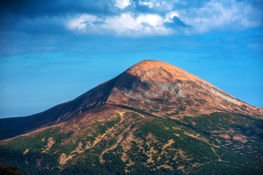 Hoverla Imagens – Procure 5,155 fotos, vetores e vídeos | Adobe Stock