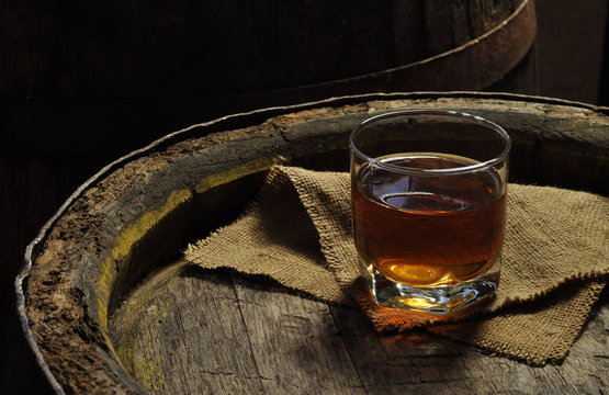 รูปภาพWintner – เลือกดูภาพถ่ายสต็อก เวกเตอร์ และวิดีโอ547 | Adobe Stock