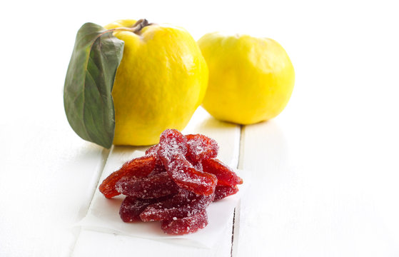 รูปภาพMembrillo – เลือกดูภาพถ่ายสต็อก เวกเตอร์ และวิดีโอ1,293 | Adobe Stock