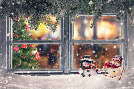 "Christmas Windows" Images – Browse 36 Stock Photos, Vectors, and Video ...
