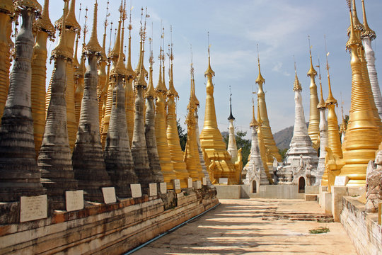 รูปภาพMahumani – เลือกดูภาพถ่ายสต็อก เวกเตอร์ และวิดีโอ3 | Adobe Stock