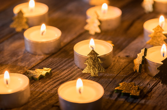 Christfest bilder – Bläddra bland 3,600 stockfoton, vektorer och videor ...