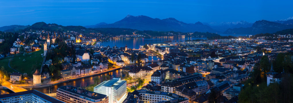 รูปภาพLuzern – เลือกดูภาพถ่ายสต็อก เวกเตอร์ และวิดีโอ58,400 | Adobe Stock