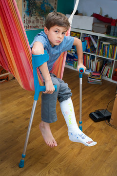 Imágenes de Gipsbein: descubre bancos de fotos, ilustraciones, vectores ...