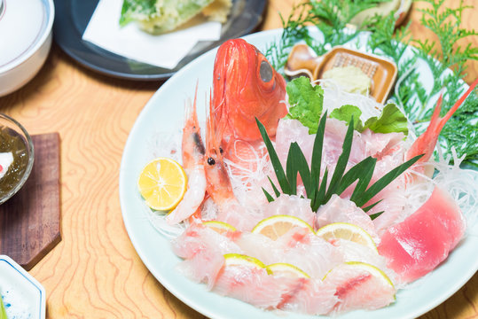 Ikizukuri bilder – Bläddra bland 273 stockfoton, vektorer och videor ...