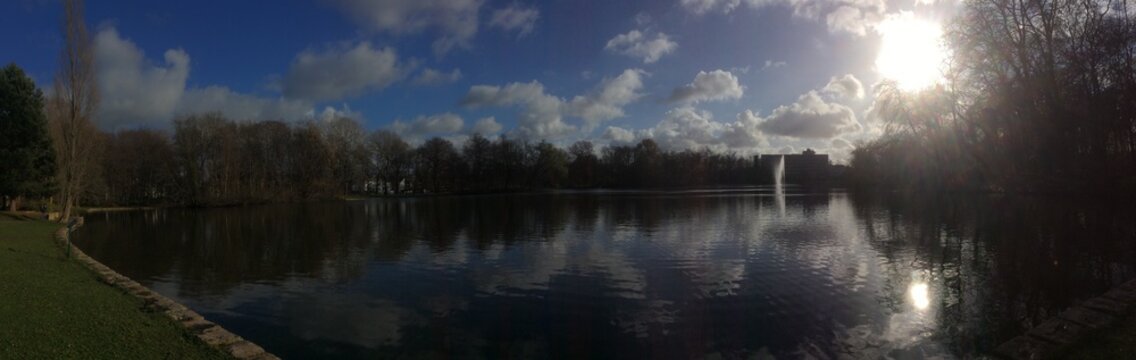 「Stadtwald」の写真素材 | 1,388件の無料イラスト画像 | Adobe Stock