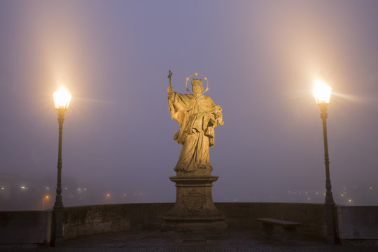 Piskopos-Bilder: Stock-Fotos & -Videos. | Adobe Stock