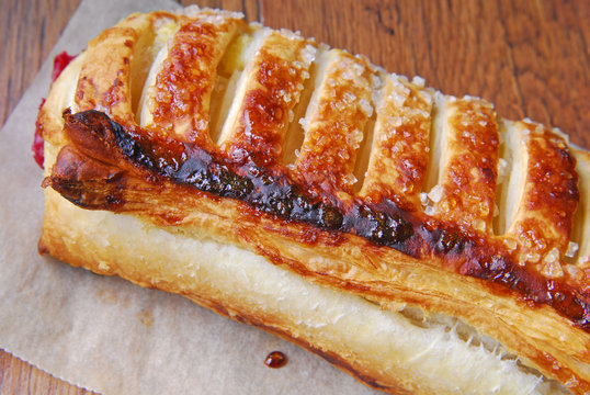 Schtrudel Images – Browse 36 Stock Photos, Vectors, and Video | Adobe Stock