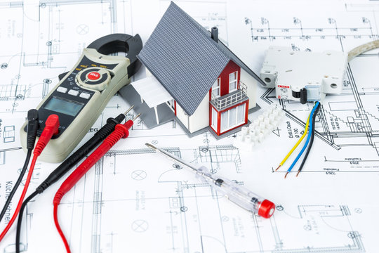 Elektrik Bilder – Durchsuchen 11,874 Archivfotos, Vektorgrafiken und ...