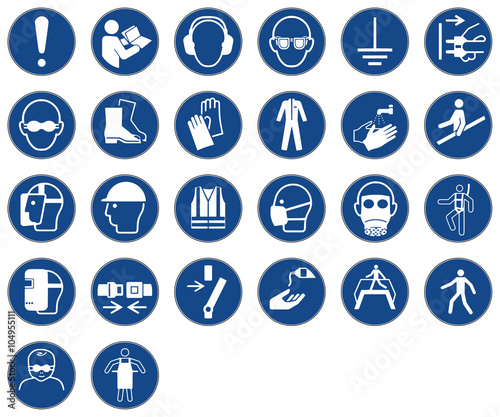 "Set Gebotszeichen DIN EN ISO 7010" Stockfotos und lizenzfreie Bilder ...