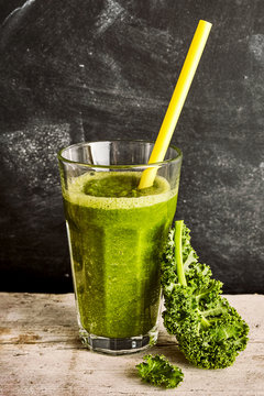 Liquidized Bilder – Durchsuchen 196 Archivfotos, Vektorgrafiken und ...