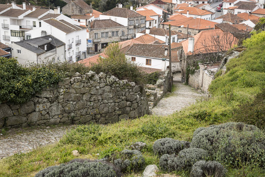 「Residir」の画像 - 97 件の Stock 写真、ベクターおよびビデオ | Adobe Stock