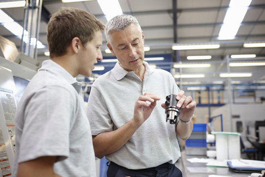 Engineering Training Images – Browse 929,433 Stock Photos, Vectors, and ...