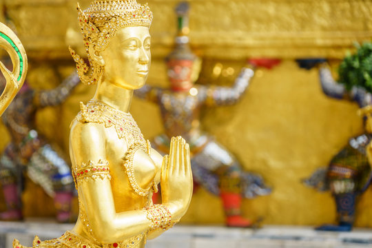 รูปภาพSawasdee – เลือกดูภาพถ่ายสต็อก เวกเตอร์ และวิดีโอ7,708 | Adobe Stock